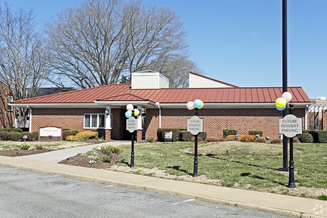 Mariner's Cove Apartment Homes For Rent in Virginia Beach, VA | ForRent.com