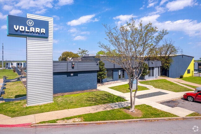 Volara Apartments For Rent in Dallas, TX | ForRent.com