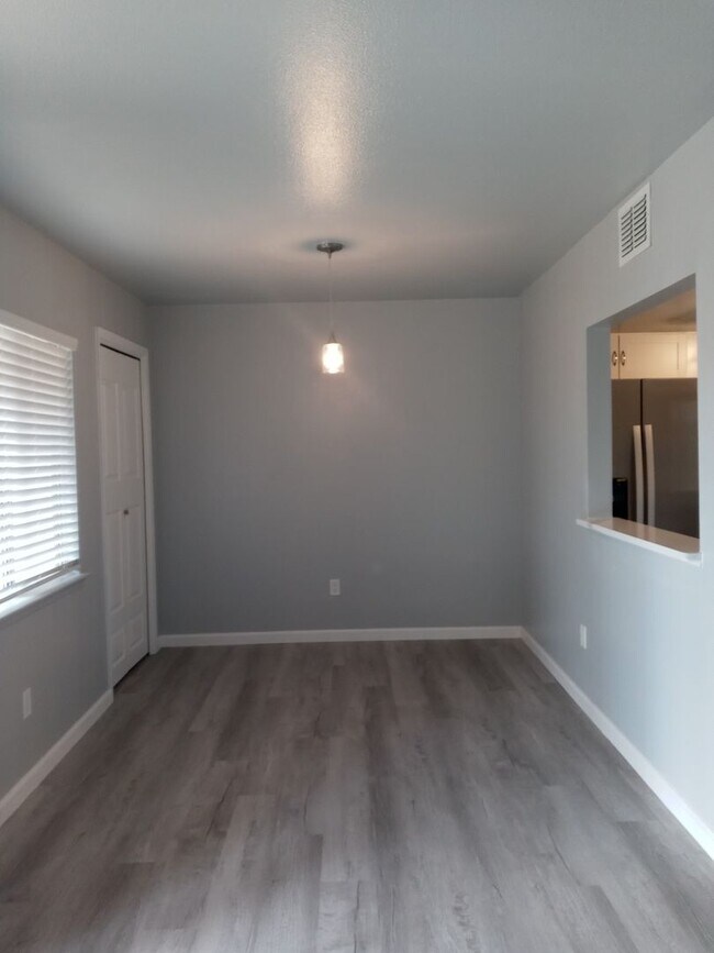 Upgraded Condo - House Rental in Rio Rancho, NM | ForRent.com
