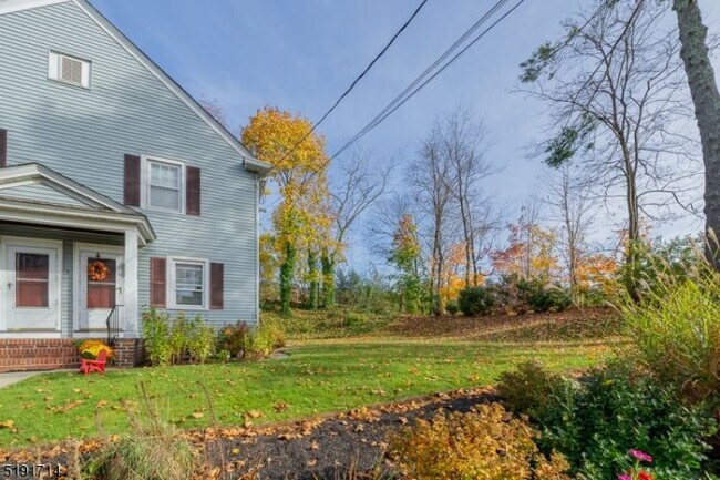 9 Passaic Ave Unit 2 - Summit, NJ | ForRent.com