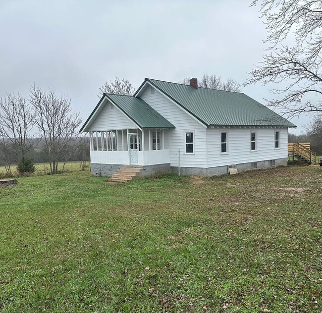 2 bed 1 bath house in Country - House Rental in Marshfield, MO | ForRent.com