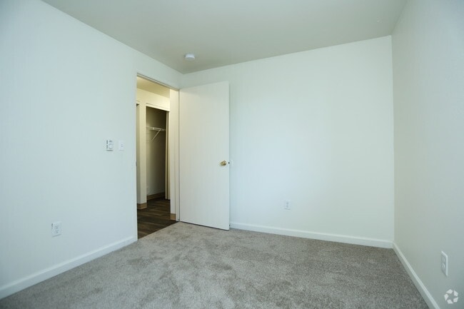 Maple Crossing Apartments - Maple Valley, WA | ForRent.com