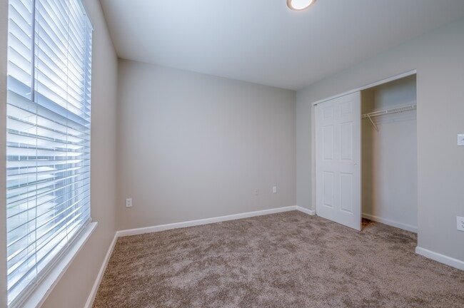 The Life at Belhaven Place Apartments - Indianapolis, IN | ForRent.com