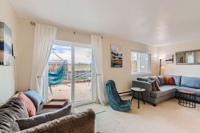 1858 Centaur Cir Off-Campus Housing, Lafayette, CO