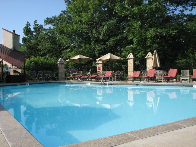 Springbrook Cercle Apartments - Oak Creek, WI | ForRent.com