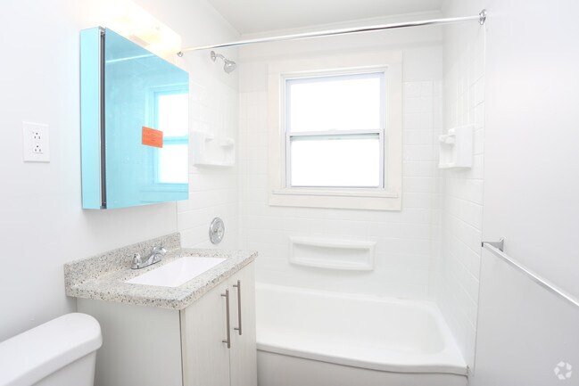 Windwood Place Apartments - Cheektowaga, NY | ForRent.com