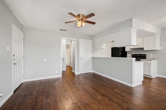 6110 Wheless Cove Unit A - Austin, TX | ForRent.com