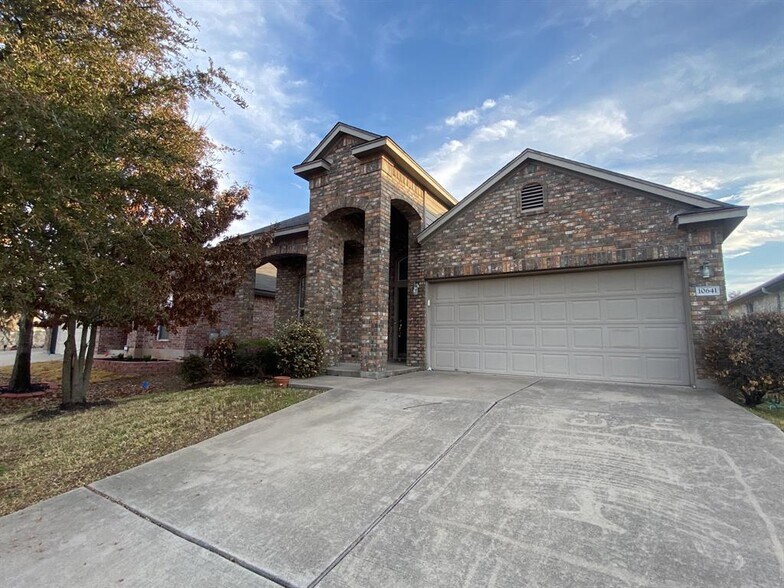 10641 Royal Tara Cove - House for Rent in Austin, TX | ForRent.com