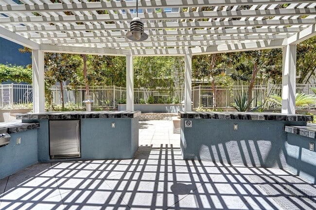 Chapman University | Off-Campus Housing Search