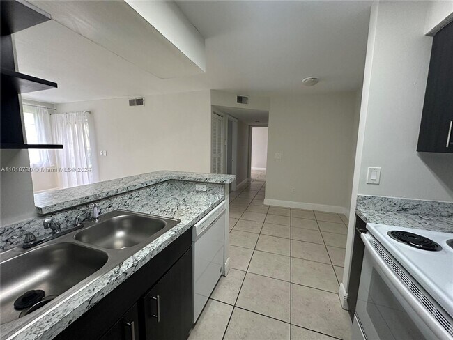1263 SW 46th Ave Apartment Unit 2107 - Pompano Beach, FL | ForRent.com