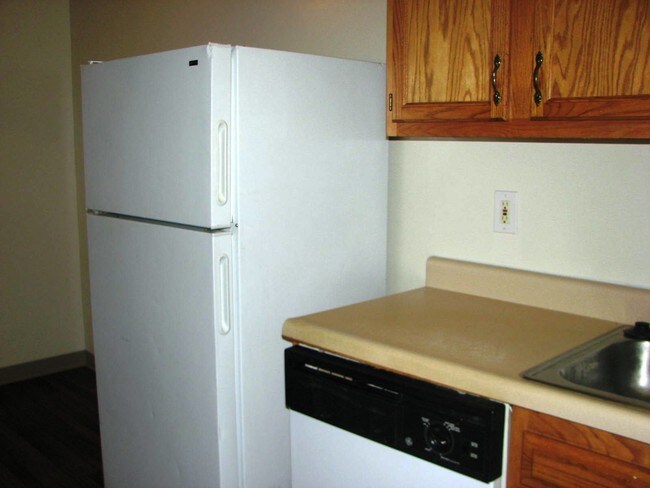 University Commons Apartments - University City, MO | ForRent.com