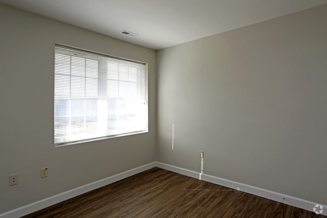 Lyon Homes Apartments & Townhomes For Rent in Dundalk, MD | ForRent.com