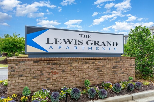 Lewis Grand Apartments - Myrtle Beach, SC | ForRent.com