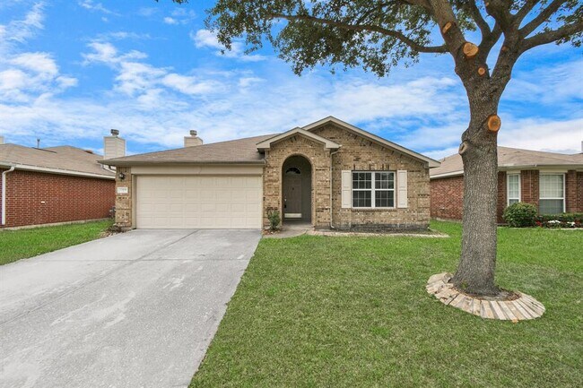 12818 Candlewood Glen Ln House - House Rental in Houston, TX | ForRent.com