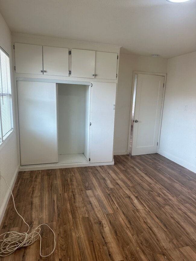 6614 Bancroft Ave Unit #6616 Off-Campus Housing, Oakland, CA