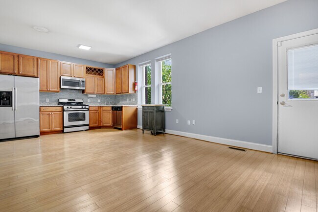 3318 Sherman Ave NW Unit #106 - Condo for Rent in Washington, DC ...