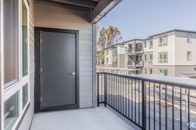 Fox Ridge Apartments - Troutdale, OR | ForRent.com