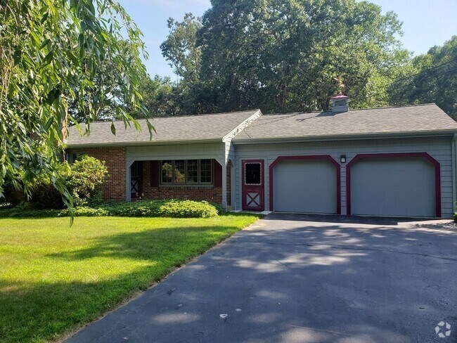 Apartments for Rent in 01462, Lunenburg, MA | ForRent.com