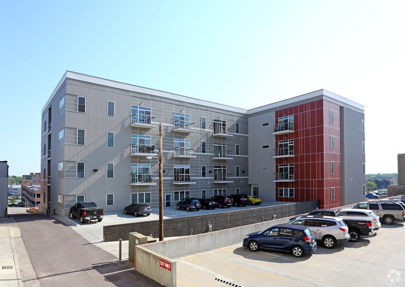 Dakota Lofts Downtown | Sioux Falls, SD | Starting at $1,570 | ForRent.com