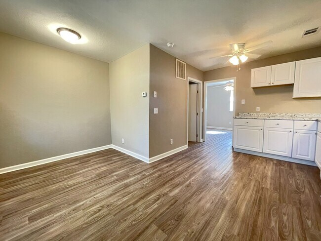 Le Grand Apartments Senior Living 55+ - Lee's Summit, MO | ForRent.com