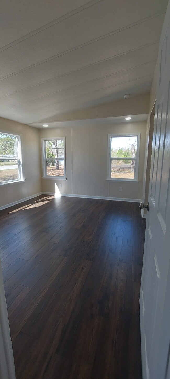 1216 Old Maplehurst Rd - House Rental in Jacksonville, NC | ForRent.com