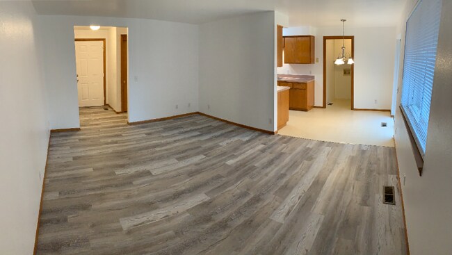 286 Art-Lott Ln Apartment - Creswell, OR | ForRent.com