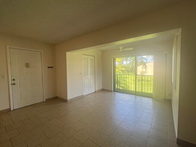503 Shady Pine Way Condo Unit C2 - Condo for Rent in Greenacres, FL ...