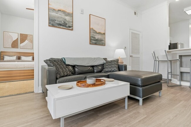 Lux 13 Apartments | University of Florida | Off-Campus Housing Search