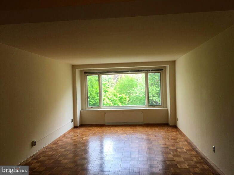 2475 VIRGINIA Unit 309 - Apartment for Rent | Washington, DC | Starting ...