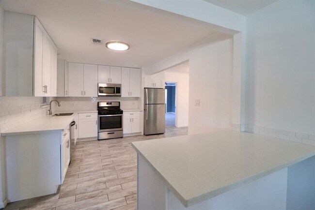 6136 Jason St - House Rental in Houston, TX | ForRent.com