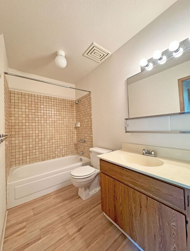 Newtown Meadows - House Rental in Aiea, HI | ForRent.com