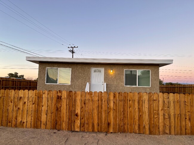 140 W Upjohn Ave - House Rental in Ridgecrest, CA | ForRent.com