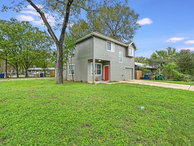 Stiles Unit A - Austin, TX | ForRent.com