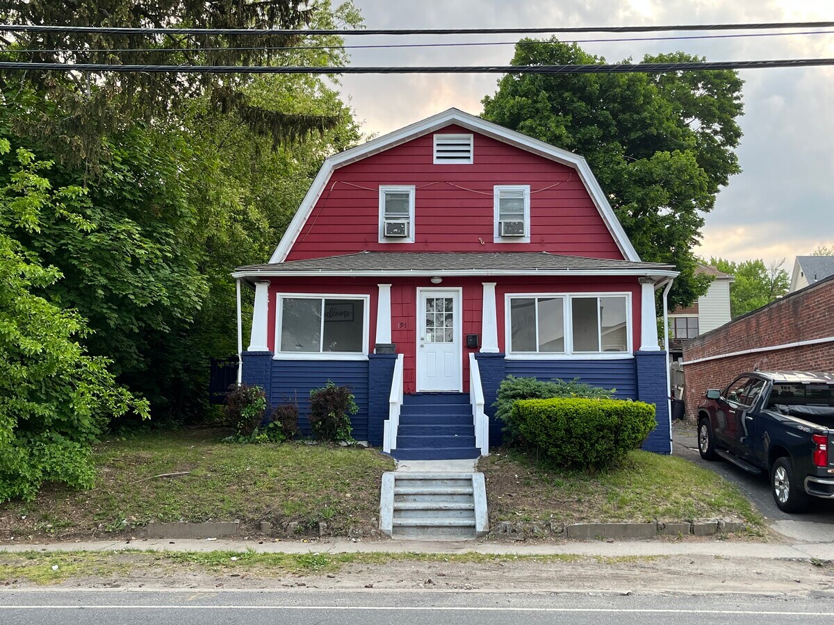 191 Frost Rd - House Rental in Waterbury, CT | ForRent.com