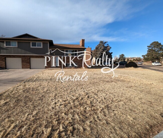 Charming Bi-Level Duplex in Desirable D-20! Casa - Casas en alquiler ...