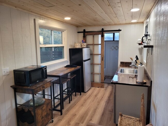 Custom Tiny Home- on a ranch in the heart ... - House Rental in Ramona ...