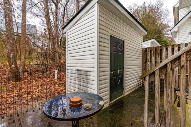 2 Bedroom + Loft Townhome in Prime Raleigh... - House Rental in Raleigh ...