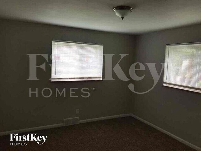 2945 Hull Ave Rental - Casas en Alquiler - Cincinnati, OH | ForRent.com