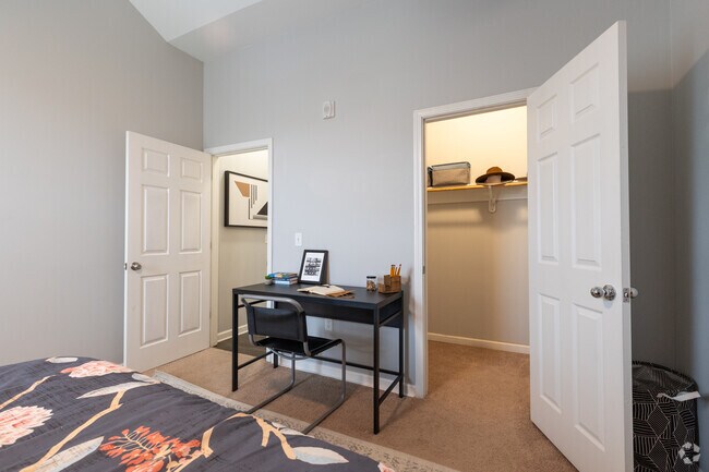 Clemson Lofts | Clemson University | Off-Campus Housing Search