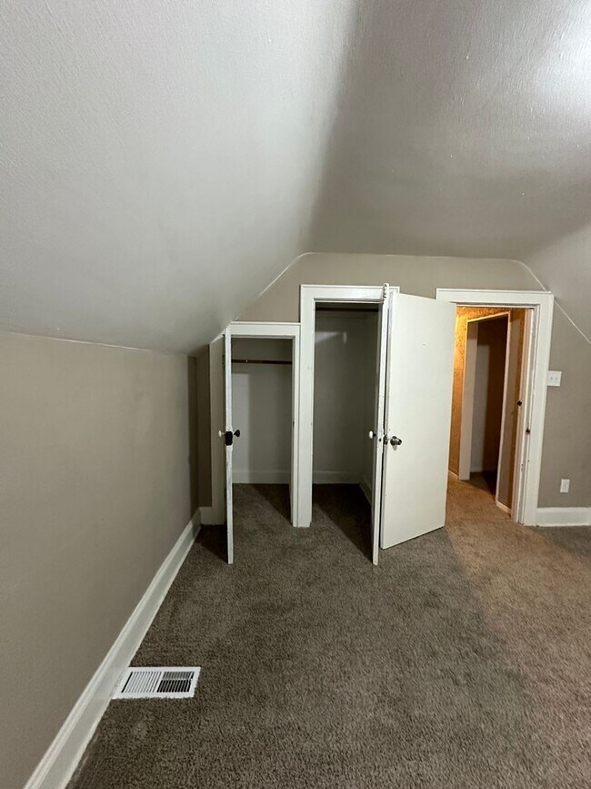 Harambee Single Family Home Available - House Rental in Milwaukee, WI ...