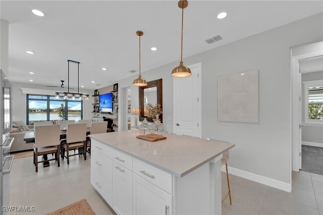 20240 Napa Loop Off-Campus Housing, Estero, FL