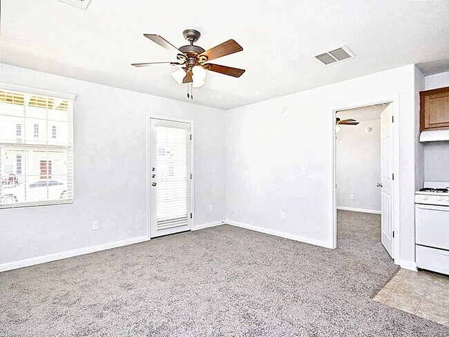 338 Trestle Tree Condo Unit C - Condo for Rent in San Marcos, TX ...