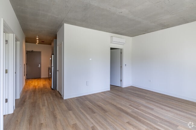 University of Illinois at Chicago | Off-Campus Housing Search