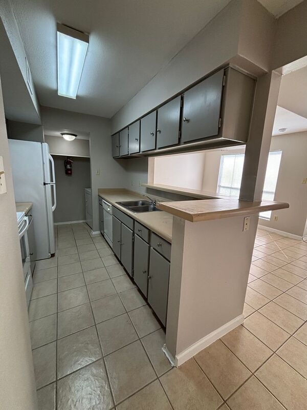 7200 W T C Jester Blvd Condo Unit 2601 - Condo for Rent in Houston, TX ...