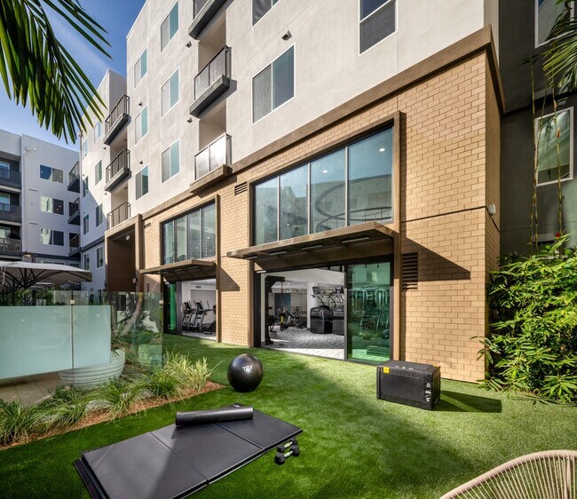 Chapman University | Off-Campus Housing Search
