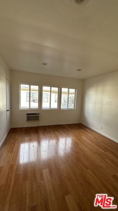 13233 Oxnard St Apartment Unit 5 - Los Angeles, CA | ForRent.com