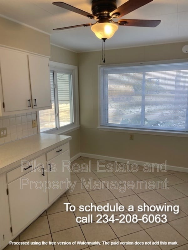 1434 Osage Ave Off-Campus Housing, Akron, OH