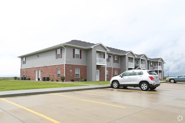 CARDINAL RIDGE Apartments For Rent in Chatham, IL | ForRent.com