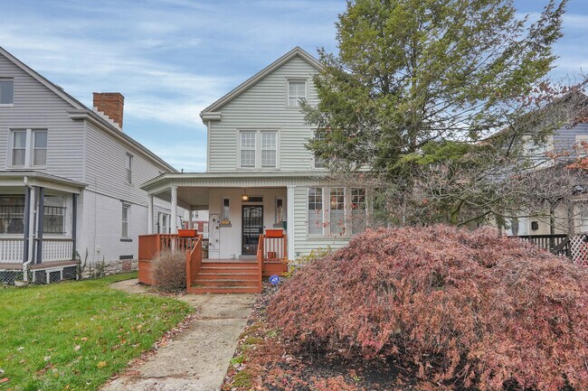 1527 Hawthorne Ave - House Rental in Columbus, OH | ForRent.com