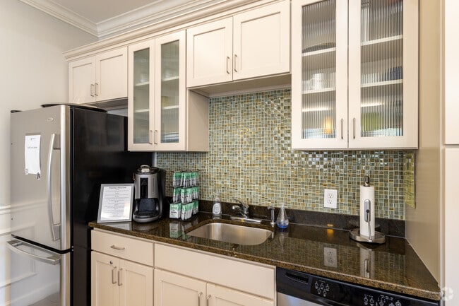 Timberwood Commons Apartments - Lebanon, NH | ForRent.com